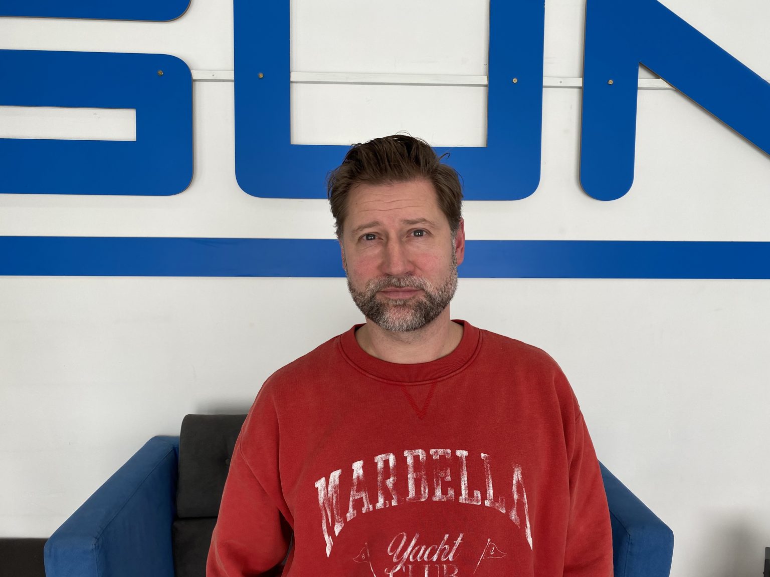 ”Äänikirjojen lukeminen tuli repertuaariin kun meidän ala pistettiin ...